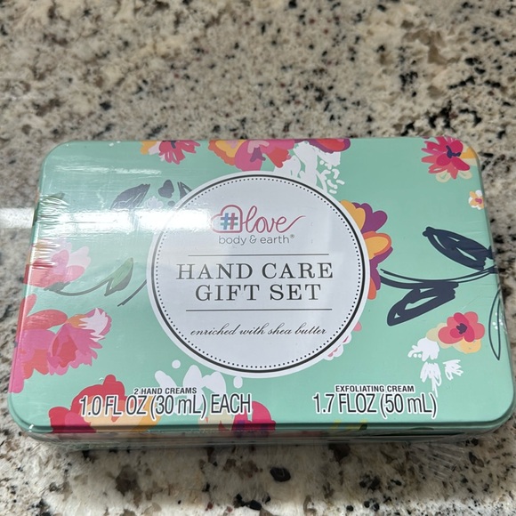 body and earth | Bath & Body | Nib Body Earth Hand Care Gift Set | Poshmark
